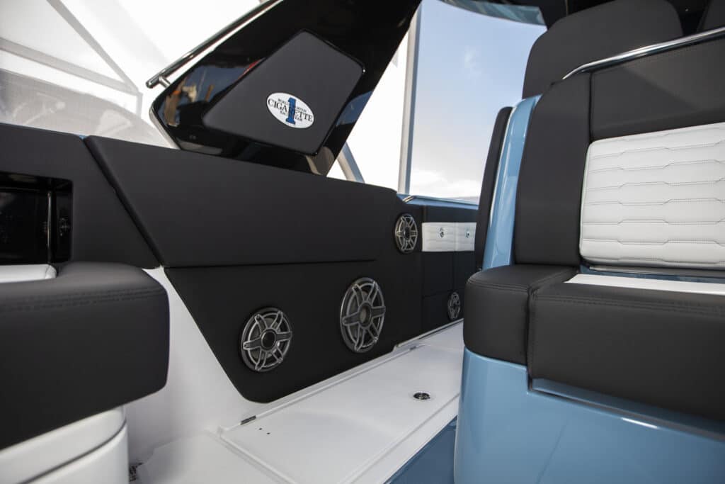 41' Nighthawk by Cigarette | High-Performance Yachts