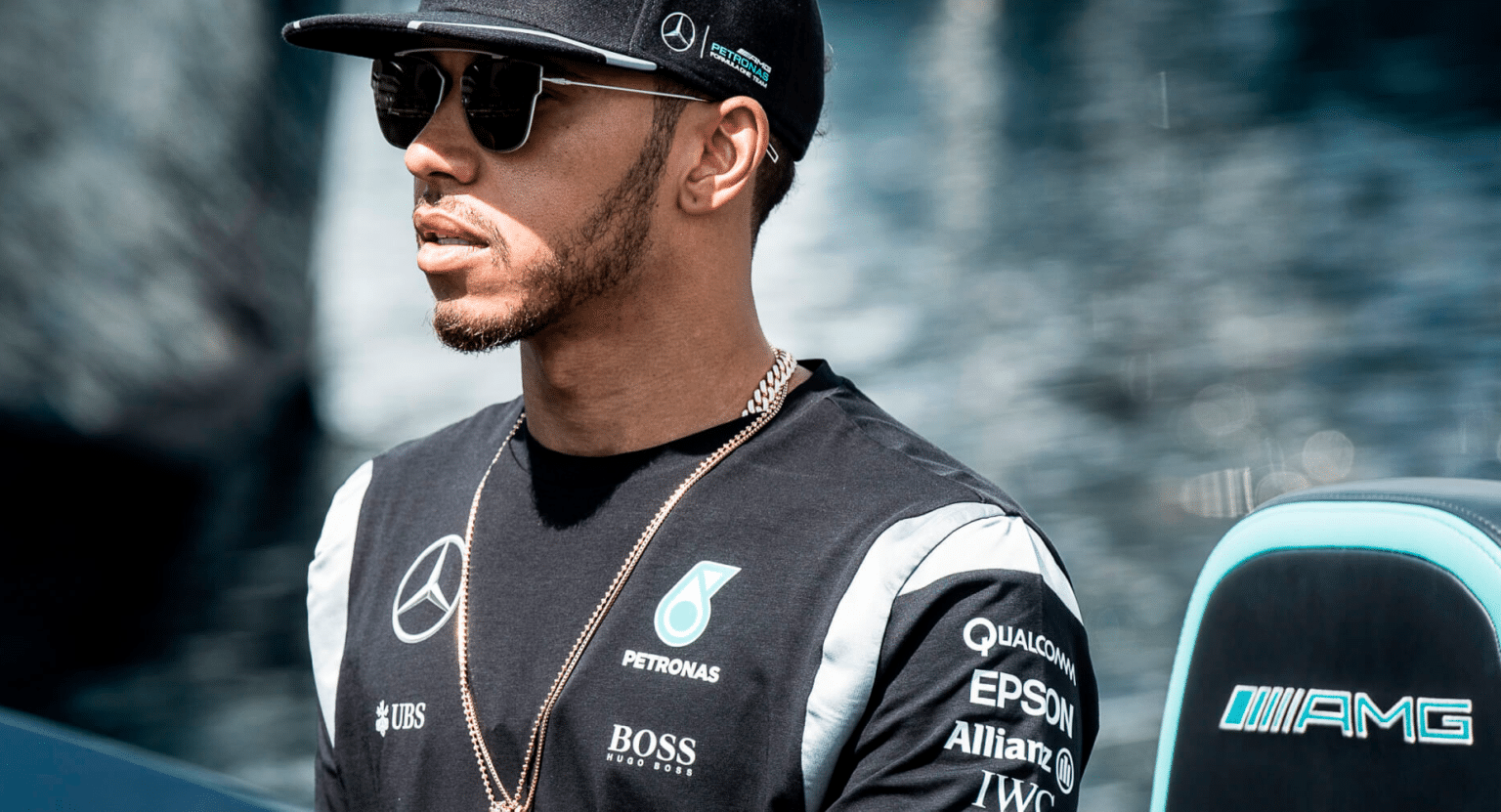 1969 | About Cigarette Racing - Luxury Boating