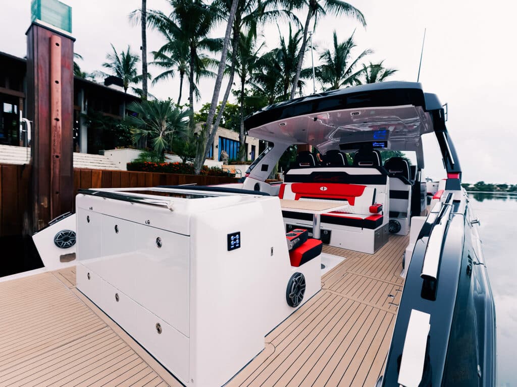 52' Thunder by Cigarette | Luxury and High-Performance