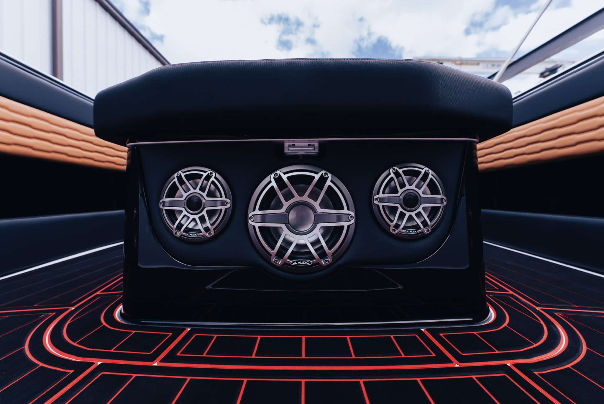 41′ Nighthawk SD Edition | Cigarette Racing | #1 Luxury Performance Boats