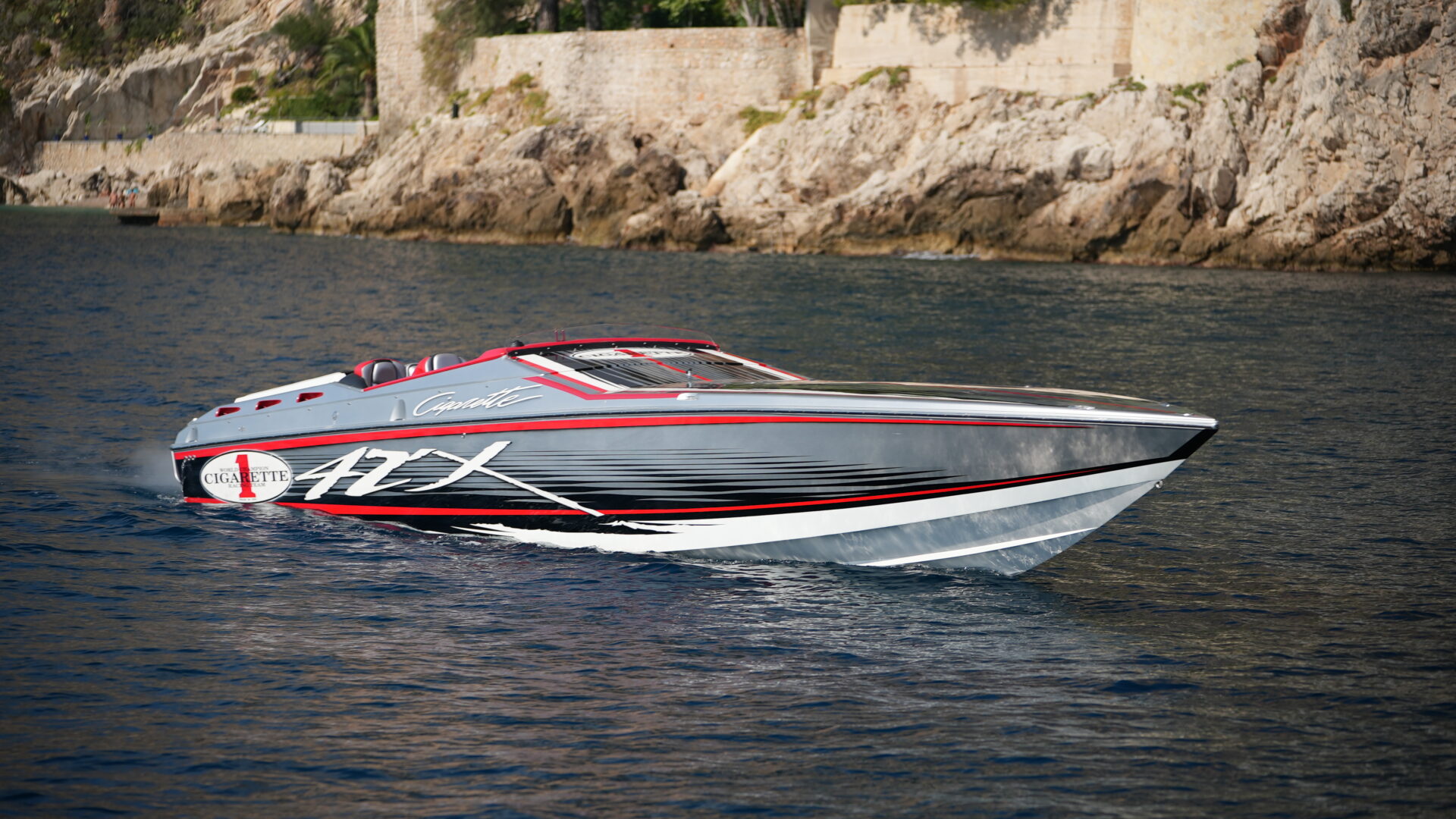 2009 42X | Cigarette Racing | #1 Luxury Performance Boats